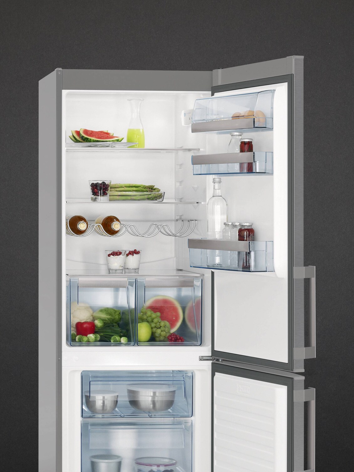 Fridge Freezer Buying Guide – Choose The Right One | AEG