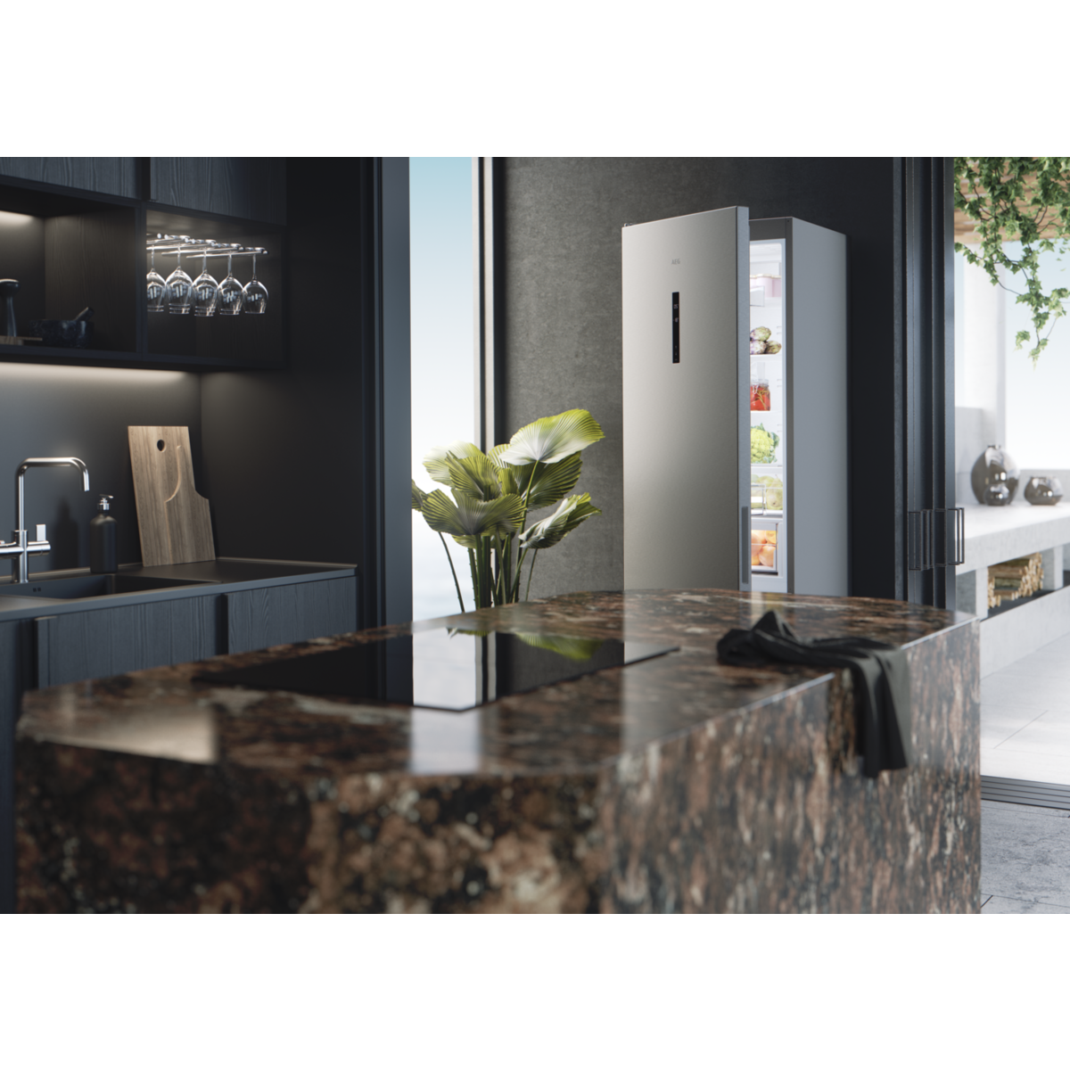 7000 Freestanding Fridge 186 cm Freestanding refrigerator | AEG