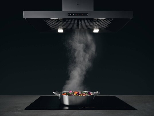 Cooker Hoods and Kitchen Extractor Fans | AEG