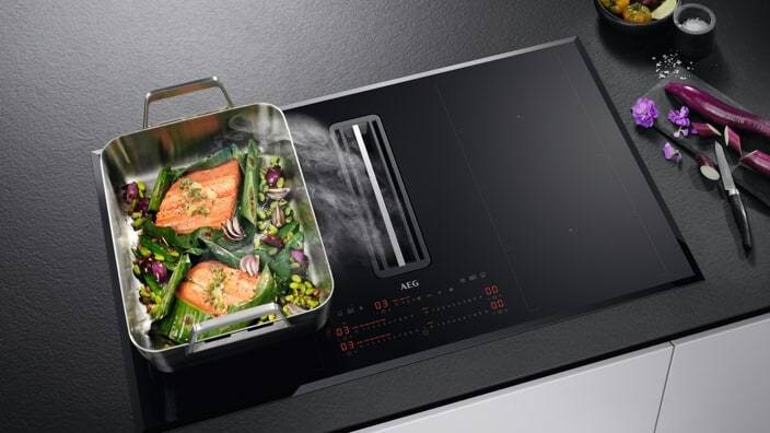 Buying Guide - Induction Hobs with Extractor | AEG