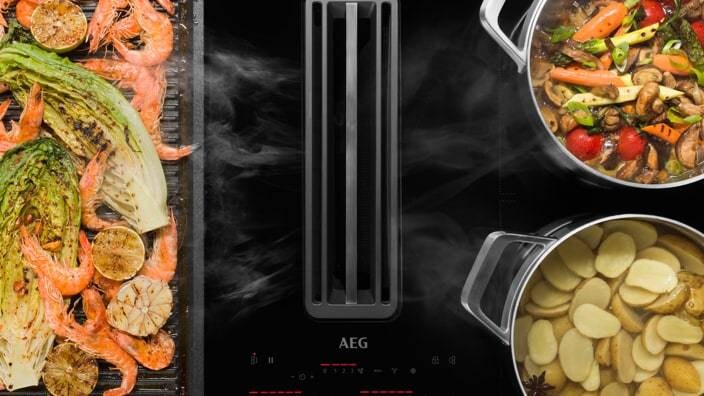 Buying Guide - Induction Hobs with Extractor | AEG