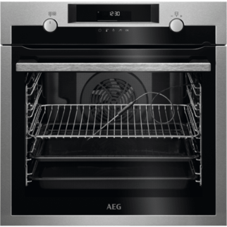 Oven Buying Guide – Pyrolitic, Steam and More | AEG