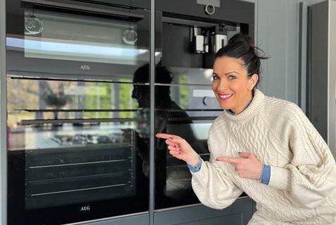 Meliz Cooks - No Food Waste Spiced Lentil Soup | AEG